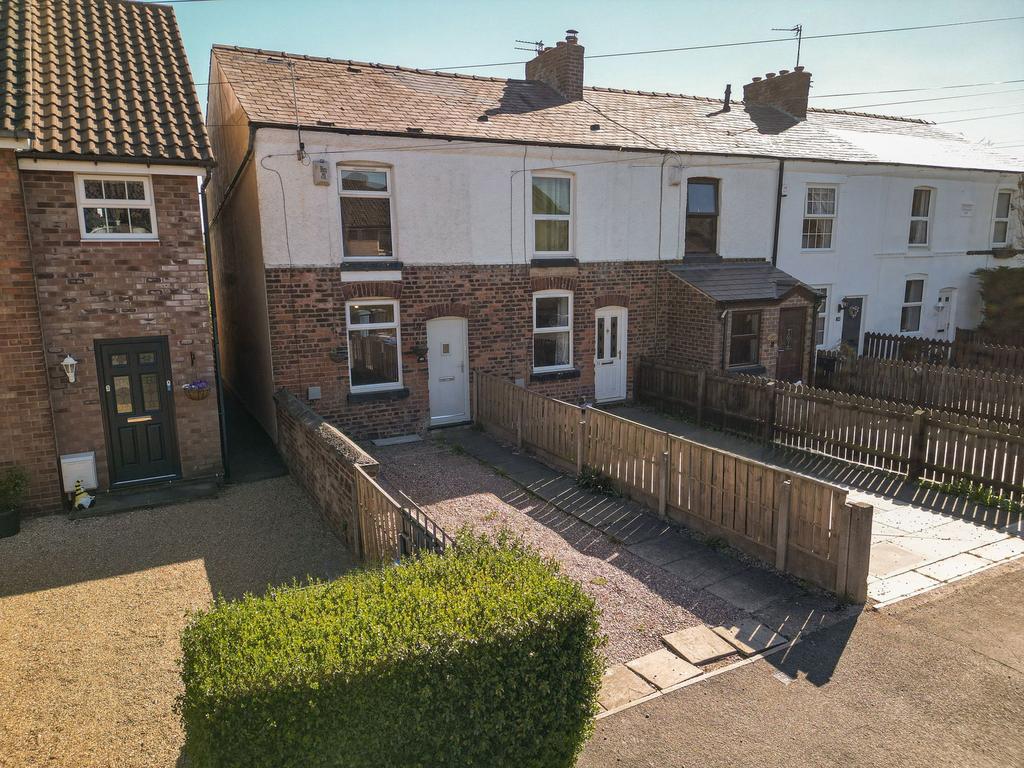 Hopefield Road, Lymm WA13 2 bed end of terrace house for sale - £225,000