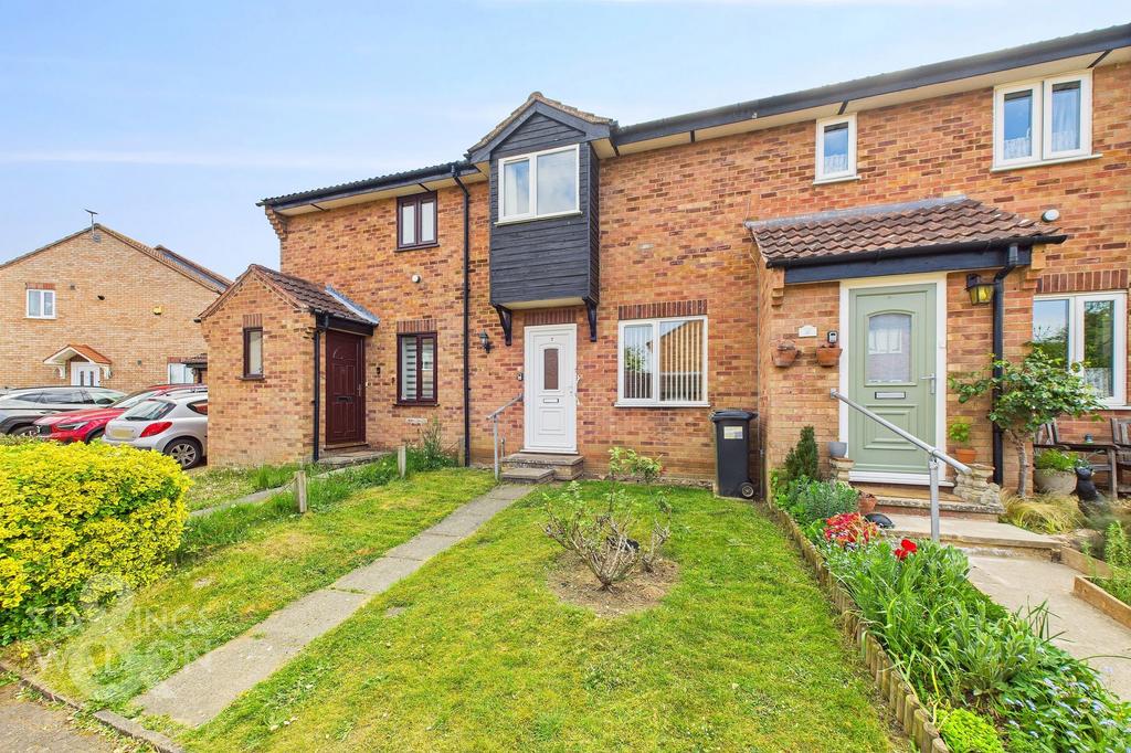 Partridge Drive, Mulbarton, Norwich 2 bed terraced house for sale - £ ...