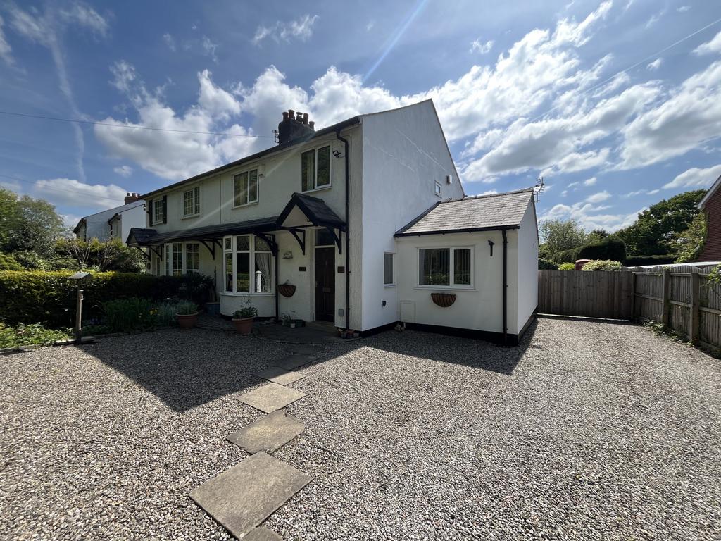 Cottam Hall Lane, Ingol PR2 3 bed semi-detached house - £350,000