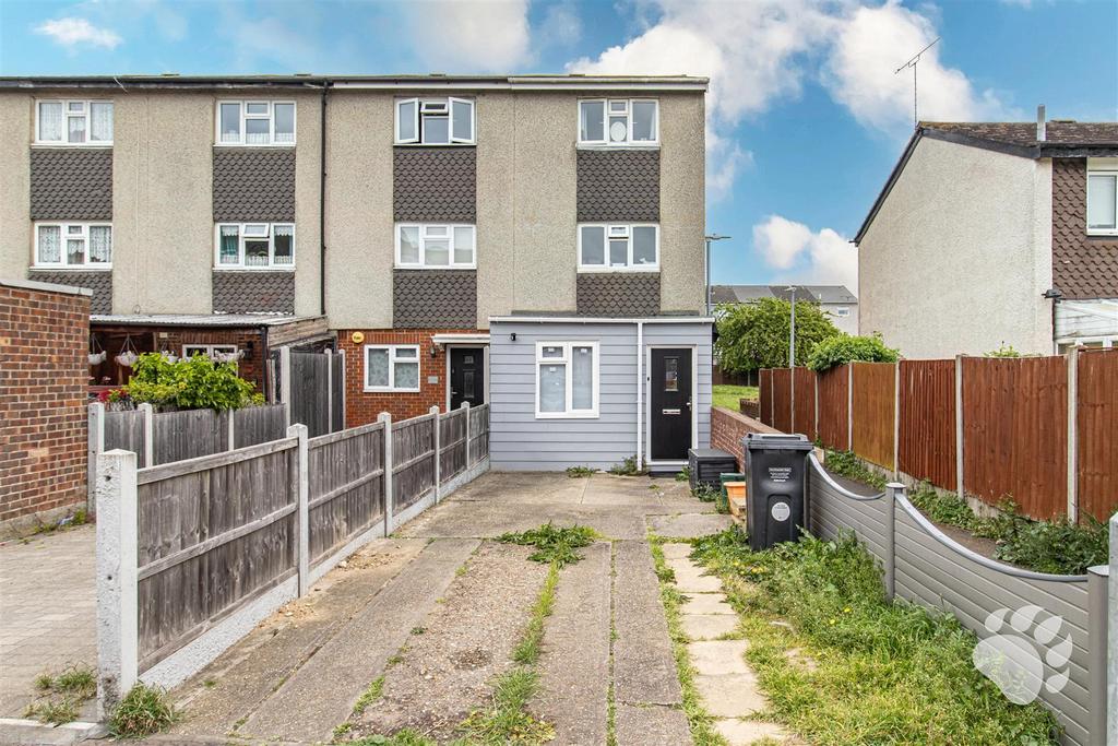 Rectory Road, Basildon SS13 3 bed end of terrace house - £325,000