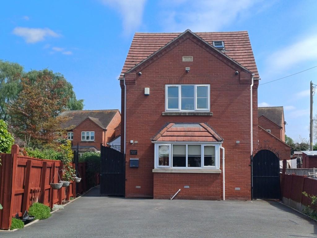 Donnington Drive, The Humbers 4 bed detached house - £1,250 pcm (£288 pw)