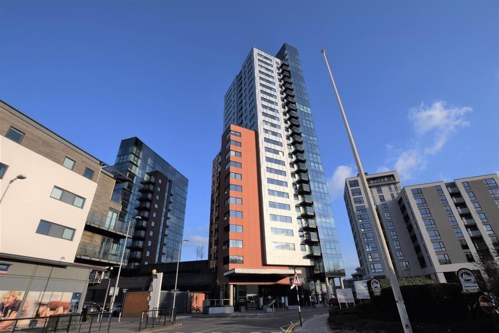 The Moresby Tower, Southampton SO14 2 bed apartment - £1,700 pcm (£392 pw)