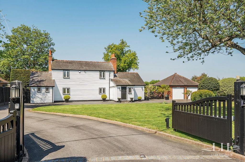 Tower Cottages, Ongar Road 3 bed detached house for sale - £1,250,000