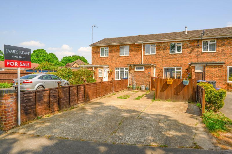 Orchard Way, Addlestone 3 bed terraced house for sale - £450,000