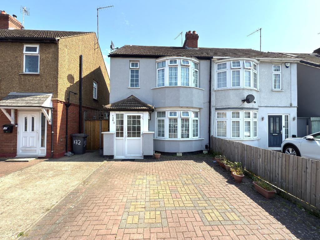 Challney, Luton LU4 3 bed semi-detached house - £380,000