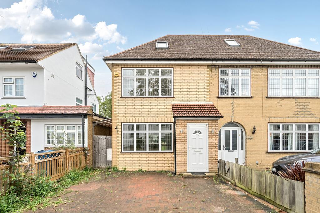 East Towers, Pinner, Middlesex 3 bed semi-detached house - £700,000