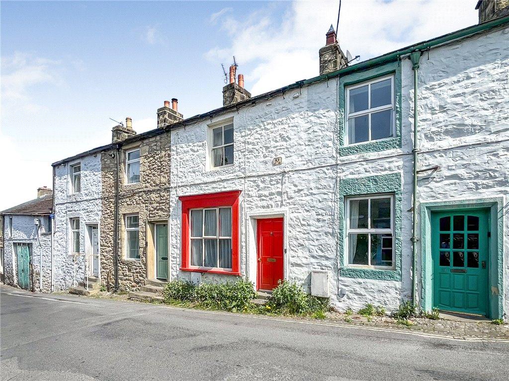 Victoria Street, Settle, North... 2 bed terraced house - £170,500