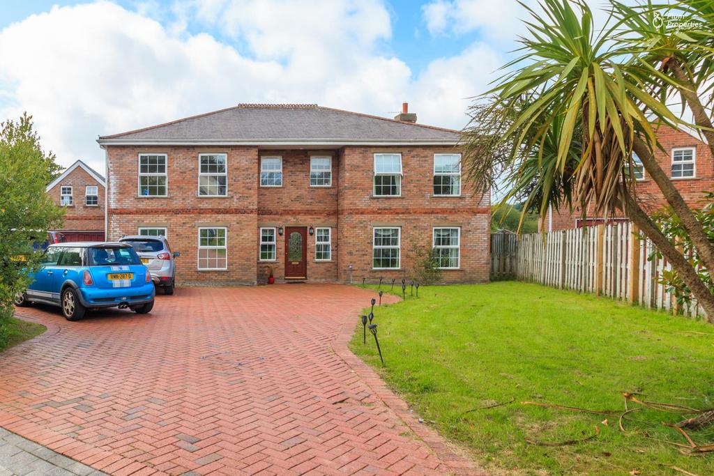 Glen Darragh Gardens, Isle Of Man IM4 5 bed detached house - £3,750 pcm ...