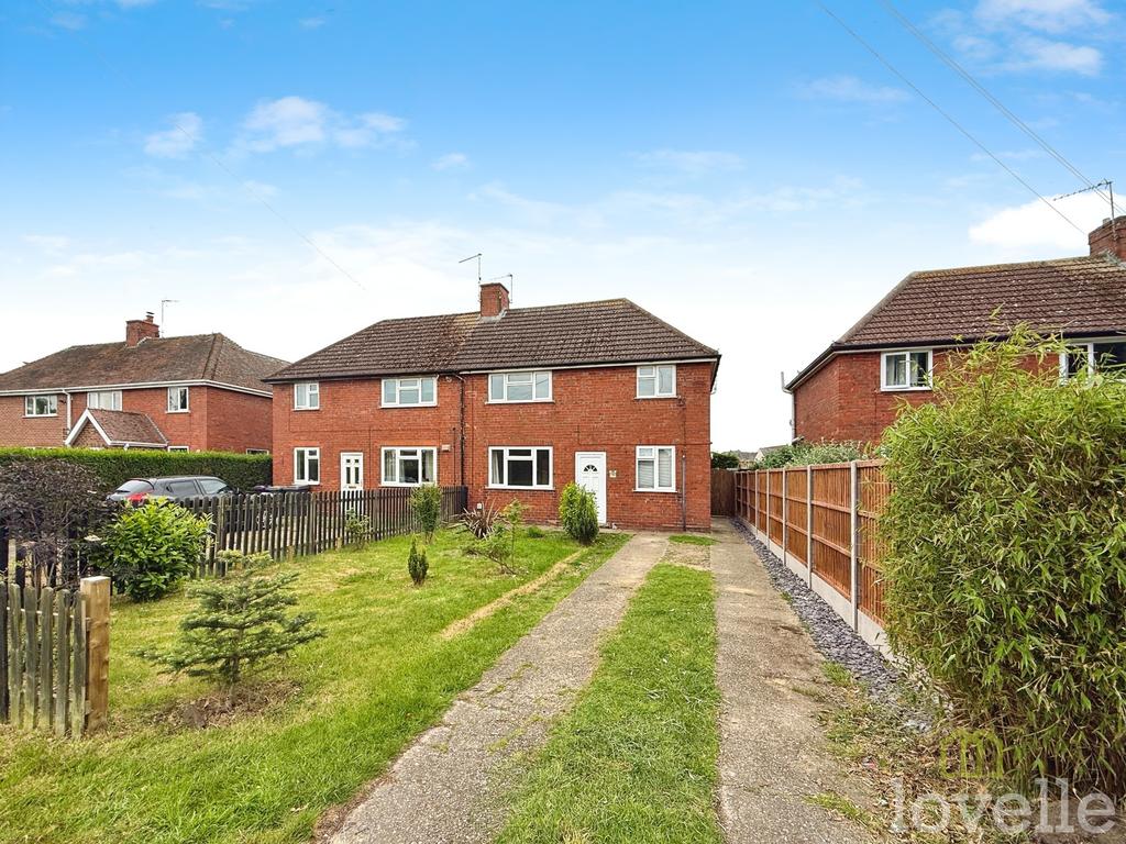 Mill Lane, Lincoln LN6 3 bed semi-detached house for sale - £260,000
