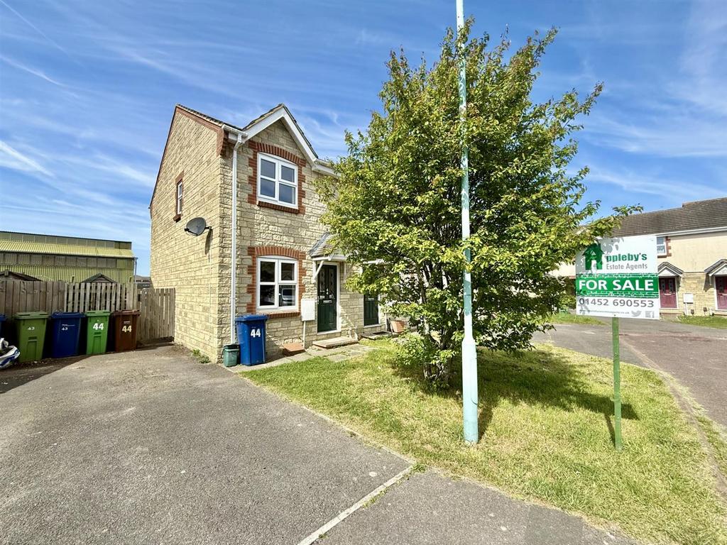 Katherine Close, Churchdown GL3 2 bed semi-detached house - £195,000