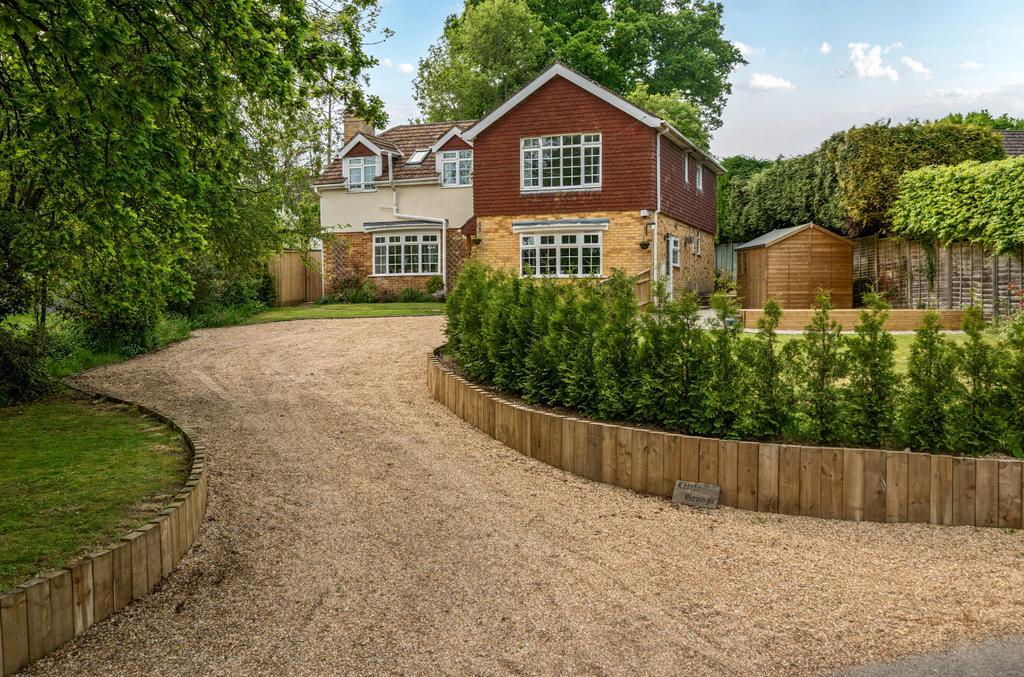 Braishfield Road, Braishfield... 4 bed detached house - £700,000