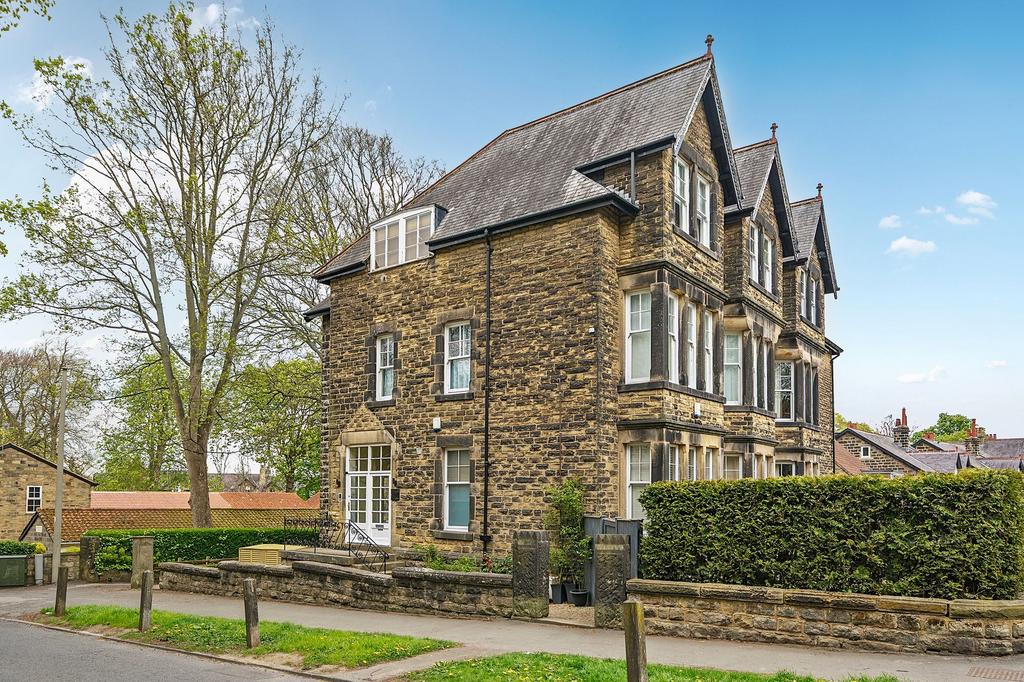 Cold Bath Road, Harrogate, HG2 2 bed penthouse for sale - £349,000