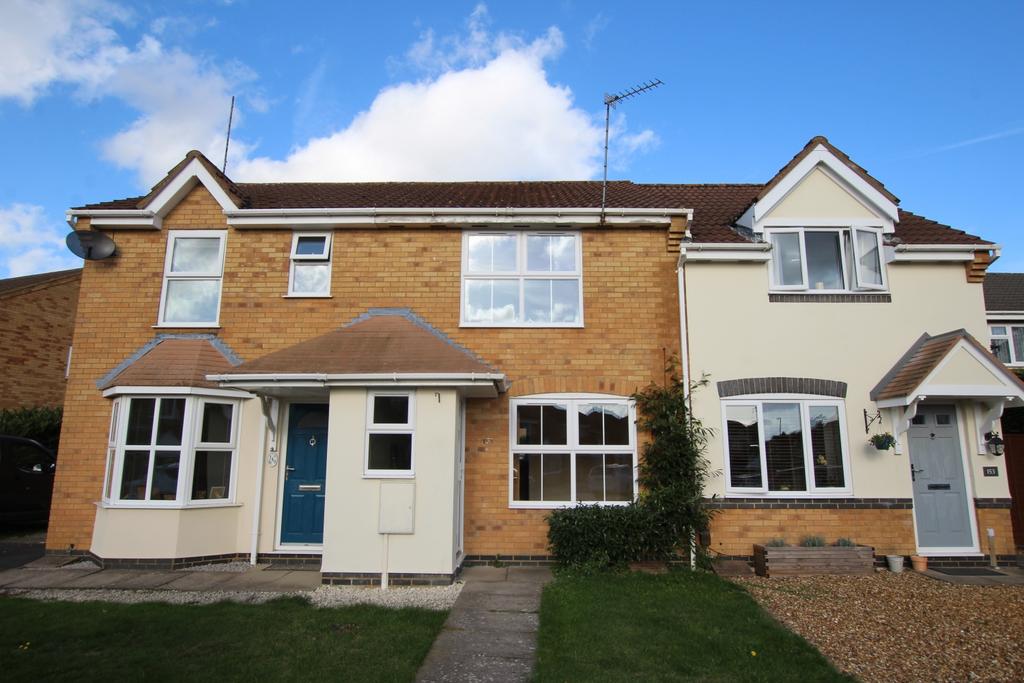 Brambleside, Kettering... 2 bed terraced house - £925 pcm (£213 pw)
