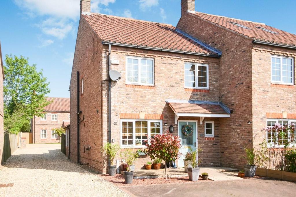 Westfield Drive, Appleton Roebuck, York 3 bed semi-detached house for ...