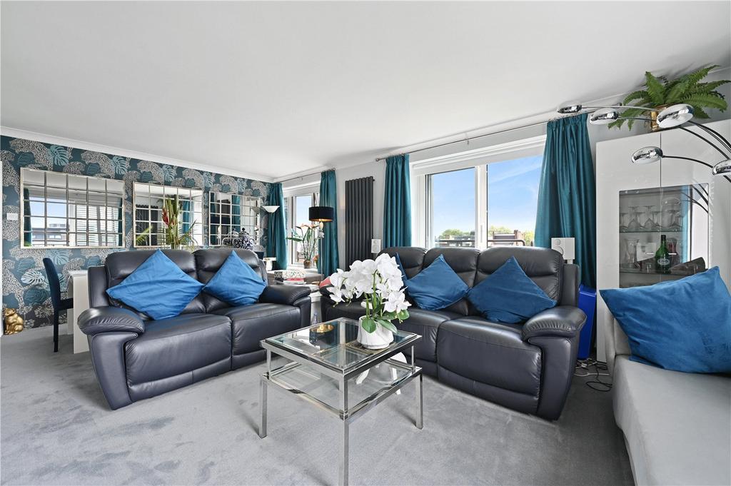 Huntsmore House, Pembroke Road... 1 bed apartment for sale - £750,000