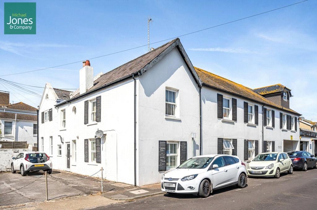 Selden Lane, Worthing, West Sussex, BN11 1 bed flat - £1,000 pcm (£231 pw)