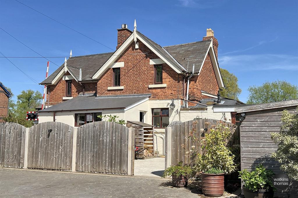 Station House, Moreton-On-Lugg... 3 bed detached house for sale - £275,000