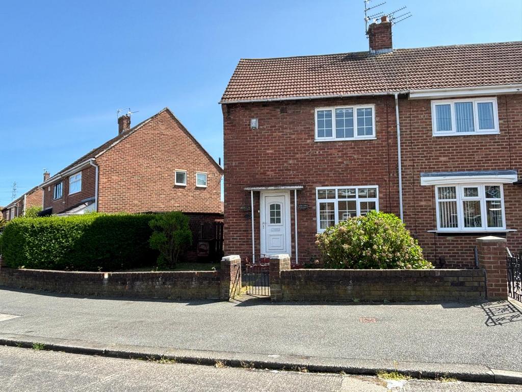 Renfrew Road, Sunderland 2 bed terraced house for sale - £75,000