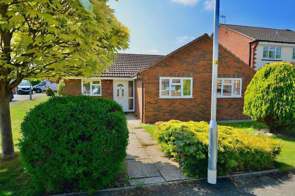 Badsey Fields Lane, Badsey, WR11 7EX 3 bed detached bungalow for sale ...