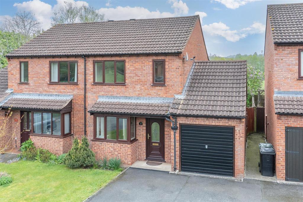 Maple Close, Craven Arms 3 bed semi-detached house for sale - £225,000