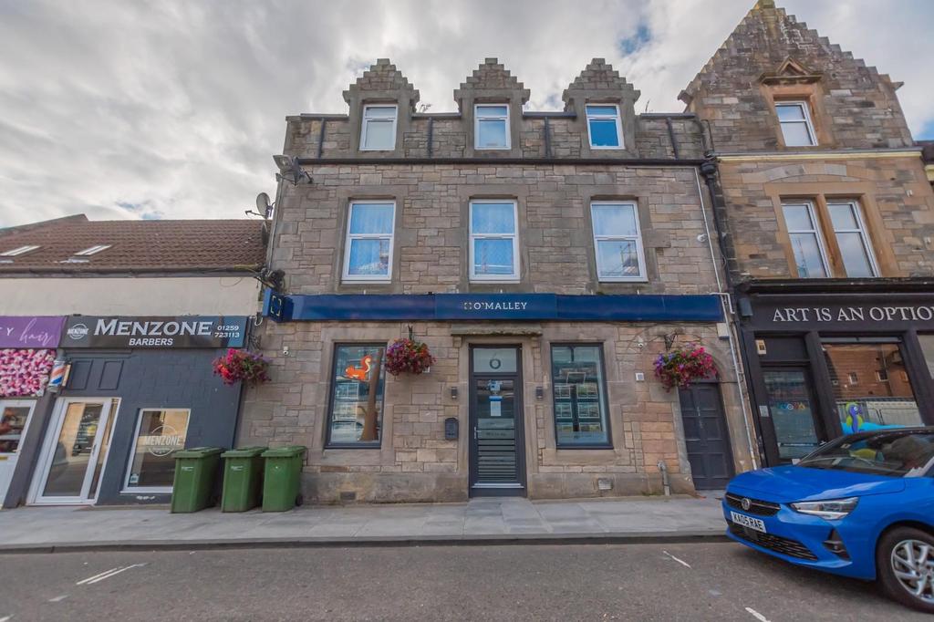 6b Primrose Street, ALLOA 2 bed flat - £750 pcm (£173 pw)