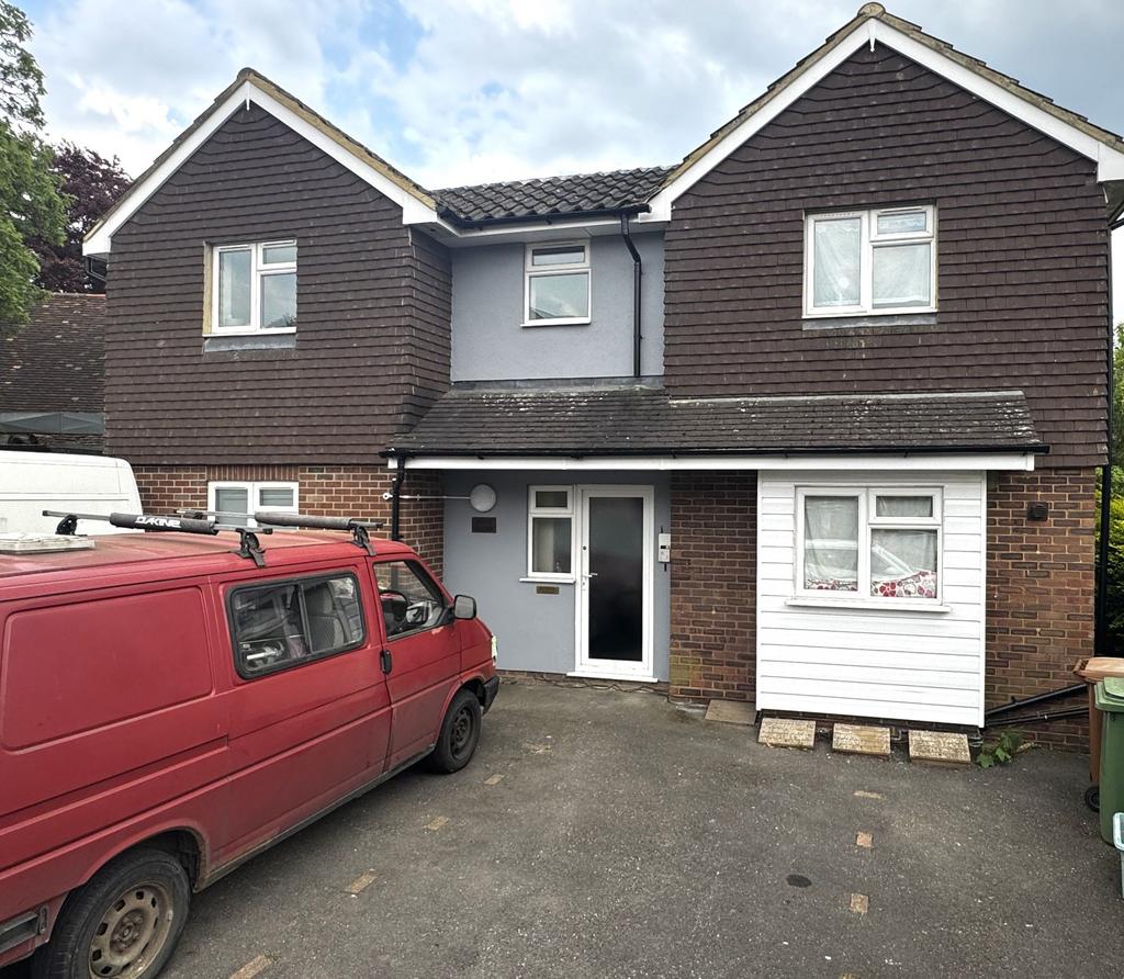 Doric Avenue, Tunbridge Wells TN4 2 bed apartment to rent - £1,295 pcm ...
