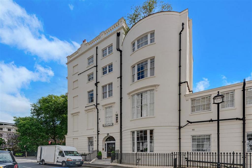 Bryanston Square, London W1H Studio - £2,578 pcm (£595 pw)