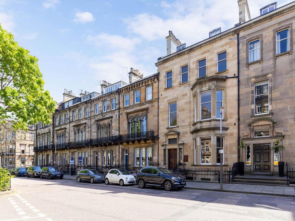Rothesay Place, West End, Edinburgh 6 bed townhouse - £4,995 pcm (£ ...