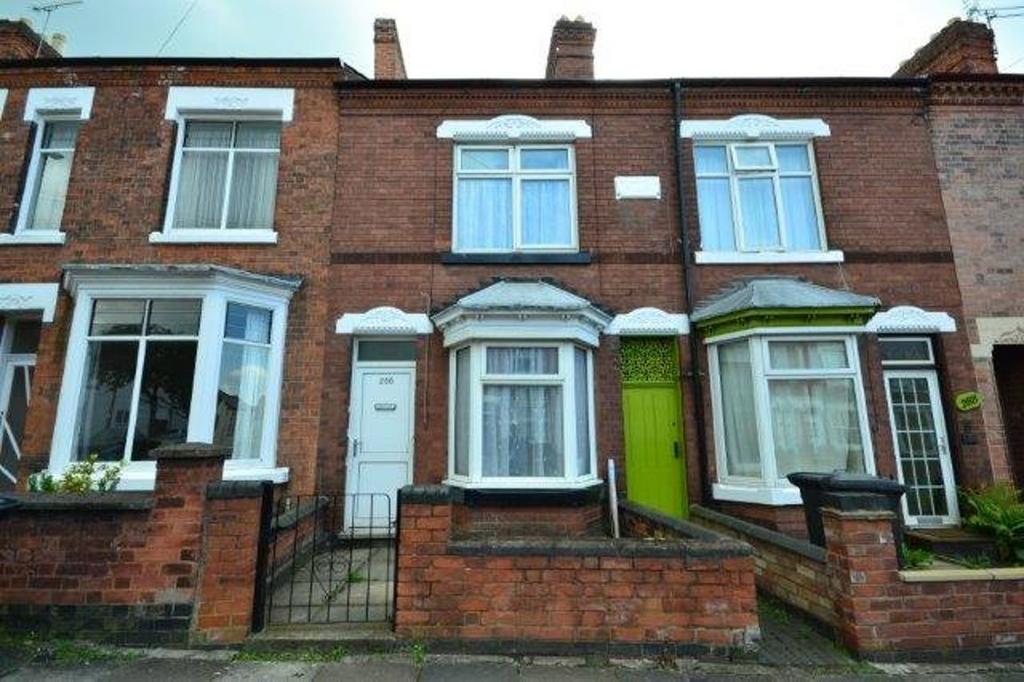 Clarendon Park Road, Leicester 2 bed terraced house - £995 pcm (£230 pw)