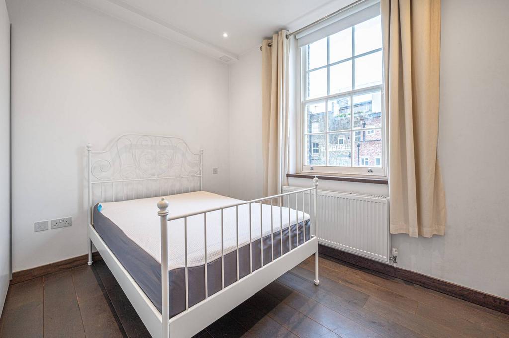 Mornington Place, Mornington... 1 bed flat to rent - £2,100 pcm (£485 pw)