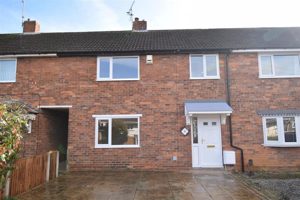 Swaith Avenue, Doncaster DN5 3 bed terraced house - £800 pcm (£185 pw)