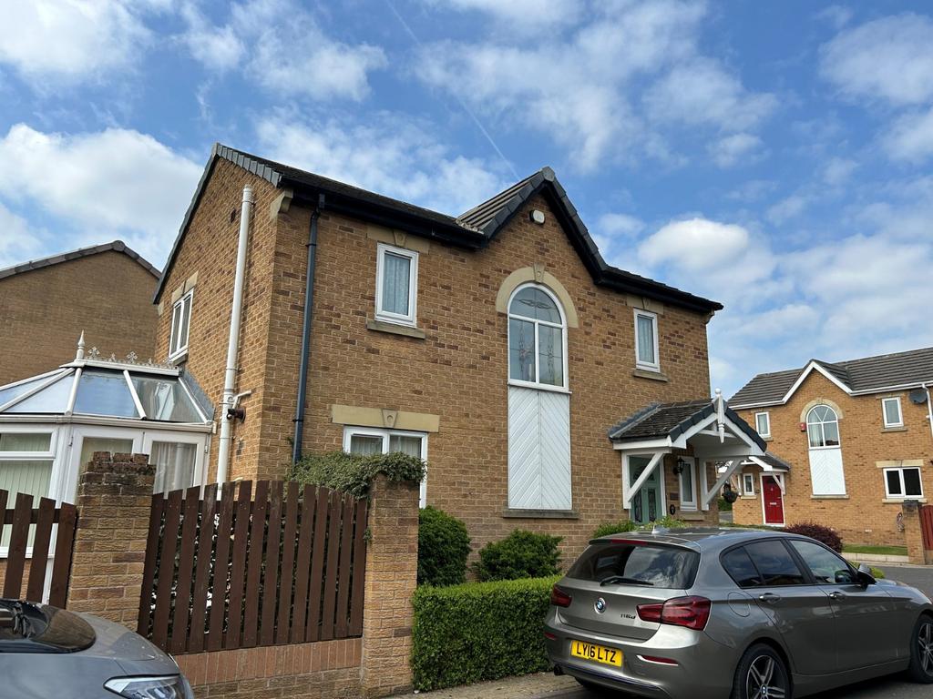 Bannockburn Court, Off Rooley Lane... 3 bed detached house for sale - £ ...