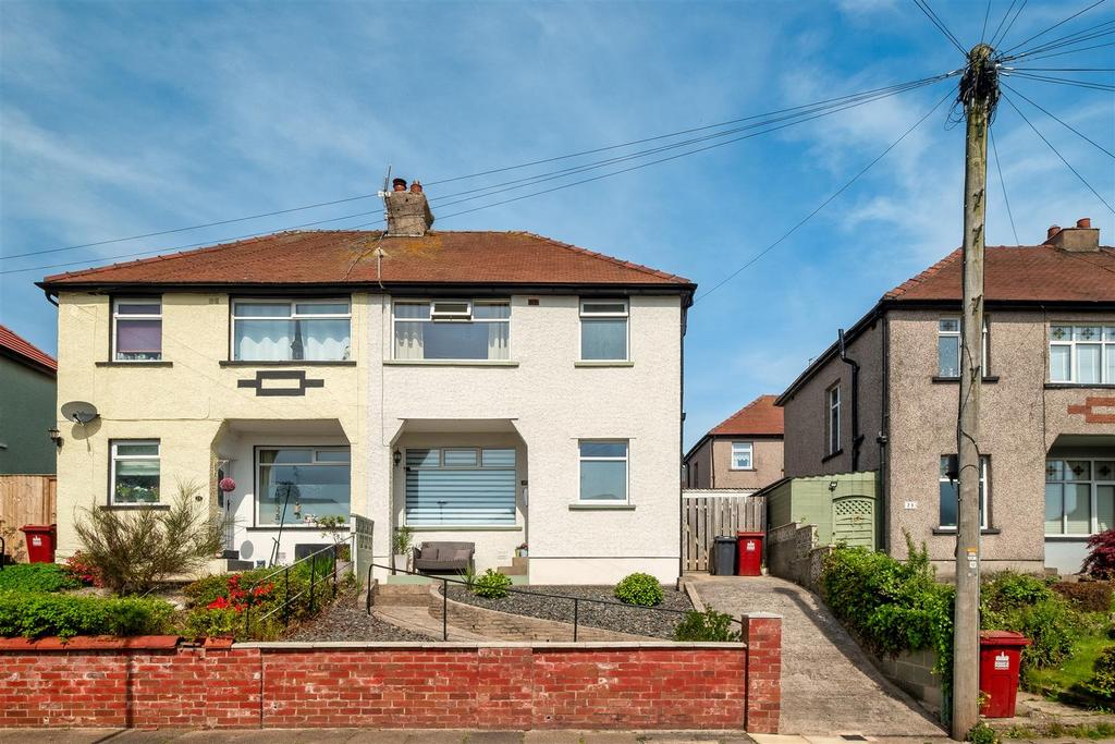 Clevelands Avenue, Barrow-In-Furness 3 bed semi-detached house - £190,000