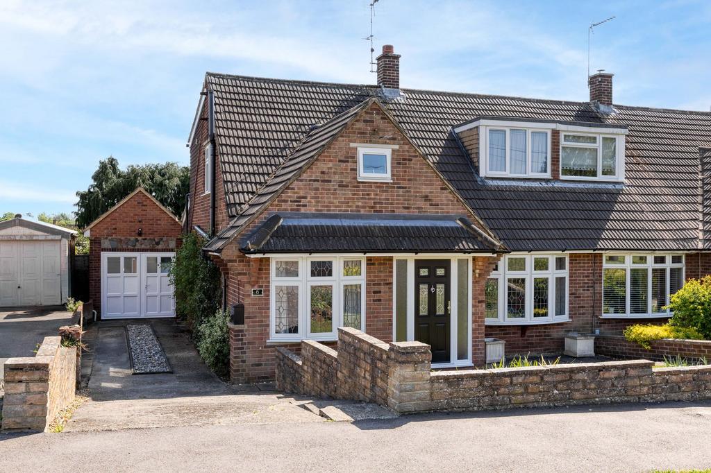 Uplands Avenue, Hitchin SG4 4 bed semi-detached house - £800,000
