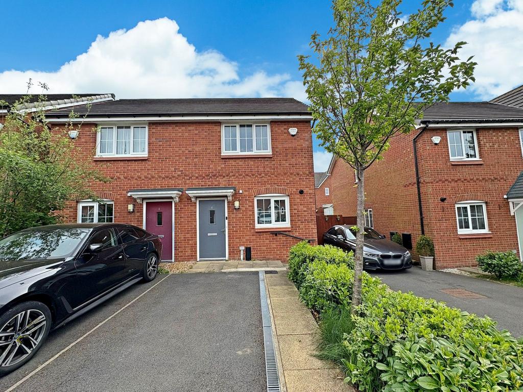 Bromilow Close, Hindley Green, WN2 2 bed semi-detached house - £170,000
