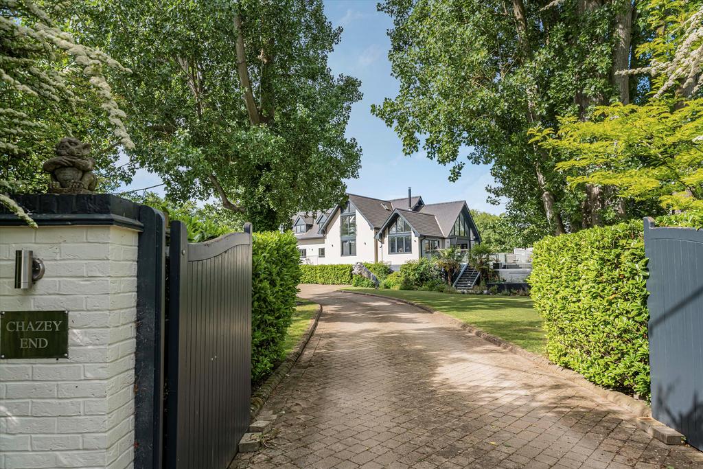 The Warren, Caversham, Reading... 5 bed detached house for sale - £ ...