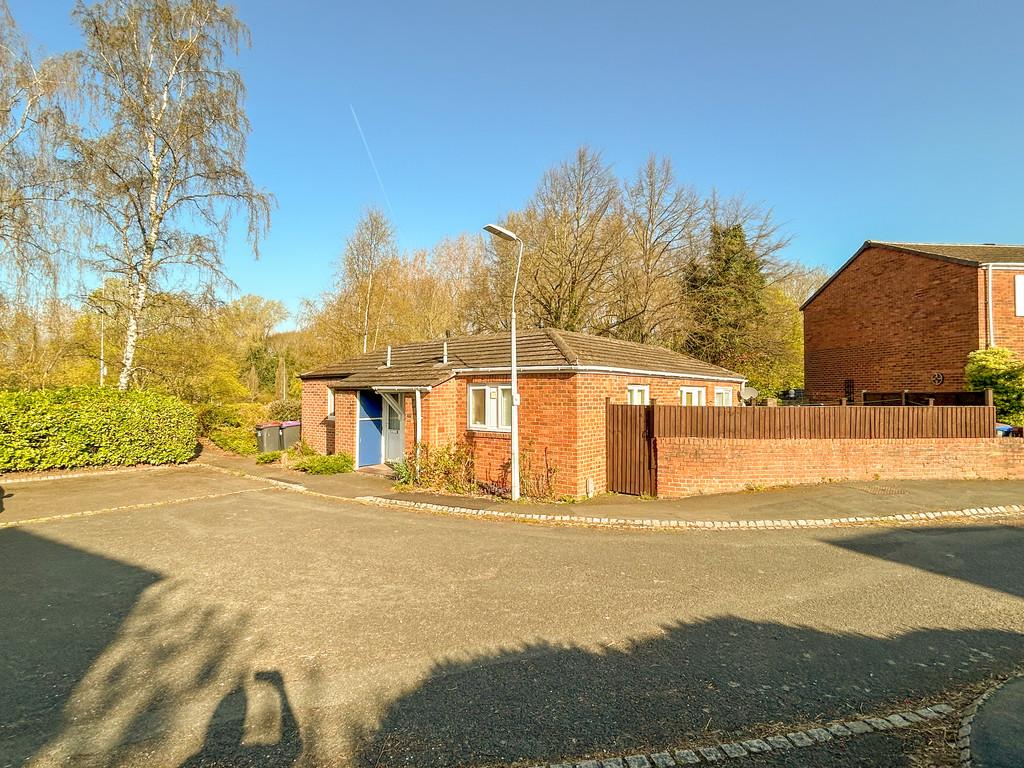 Cheltenham Court, Leegomery 1 bed semi-detached bungalow for sale - £ ...