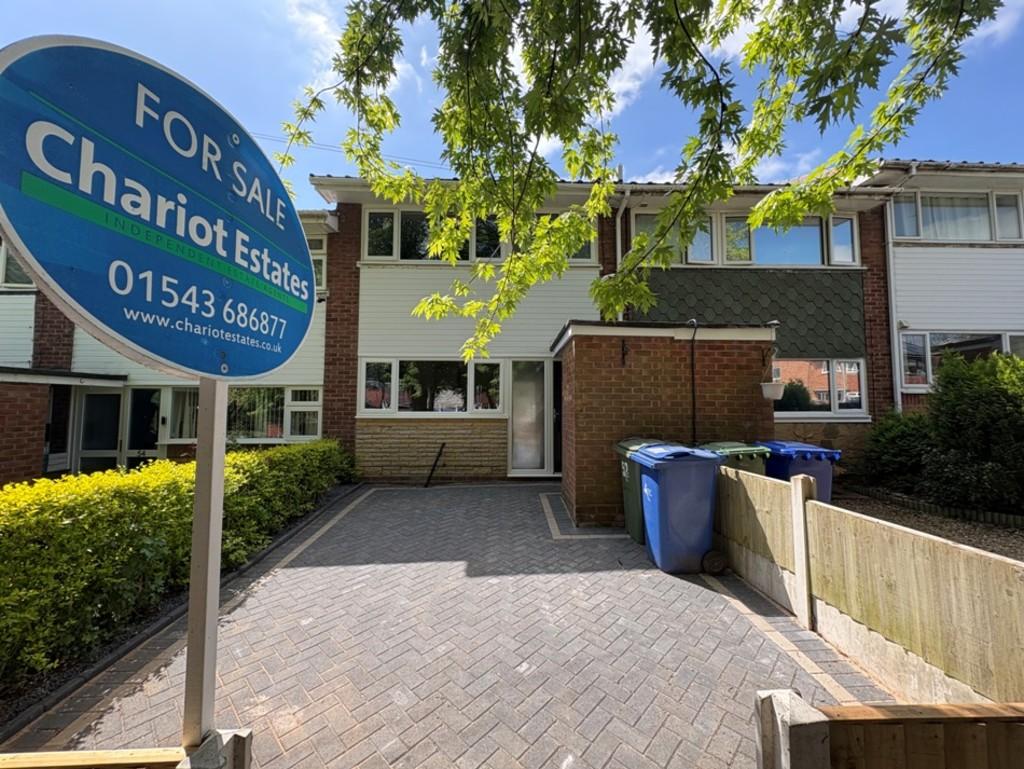 Moss Green, Rugeley 3 bed terraced house for sale - £182,500