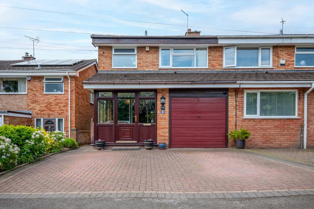 Brindley Heath Road, Cannock, WS12 3 bed semi-detached house for sale ...