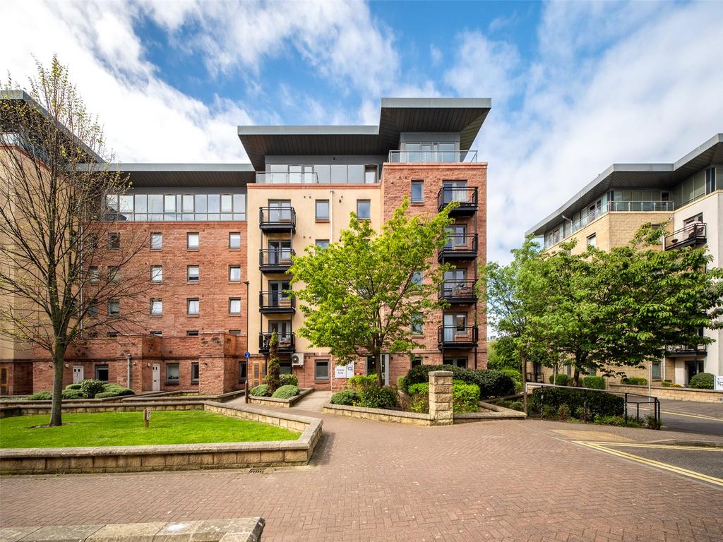 Slateford Gait, Edinburgh... 2 bed apartment for sale - £240,000