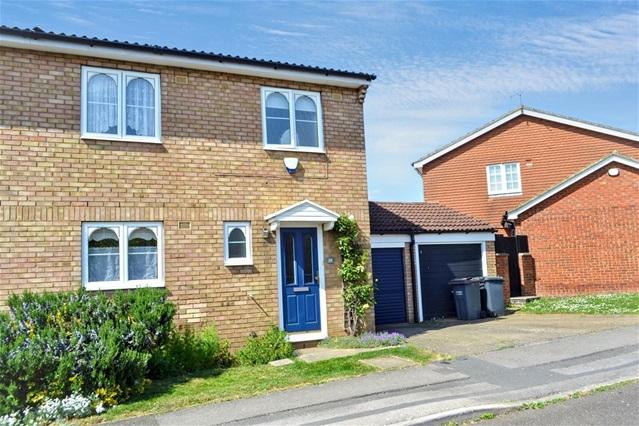Falstone Green, Luton 3 bed semi-detached house for sale - £360,000