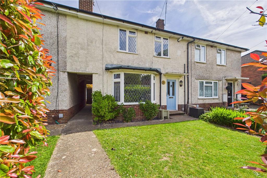 Holland Road, Tilehurst, Reading... 2 bed terraced house - £320,000