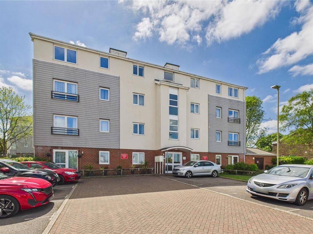 Rossetti Close, Basingstoke RG24 2 bed apartment for sale - £92,000