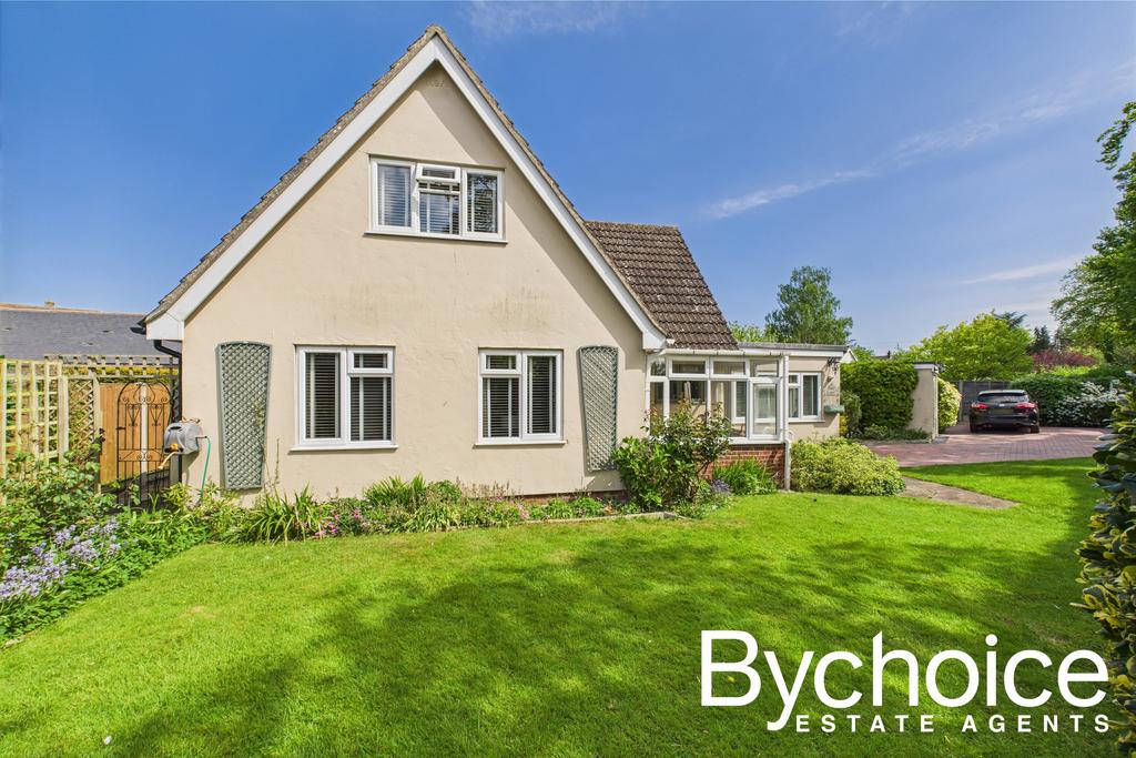 Clay Hall Lane, Acton, Suffolk 3 bed detached house for sale - £425,000