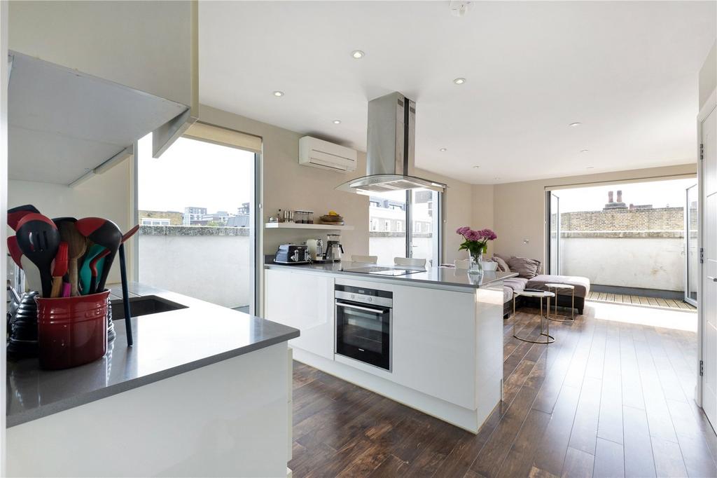Norroy Road, Putney, London, SW15 2 bed penthouse for sale - £750,000