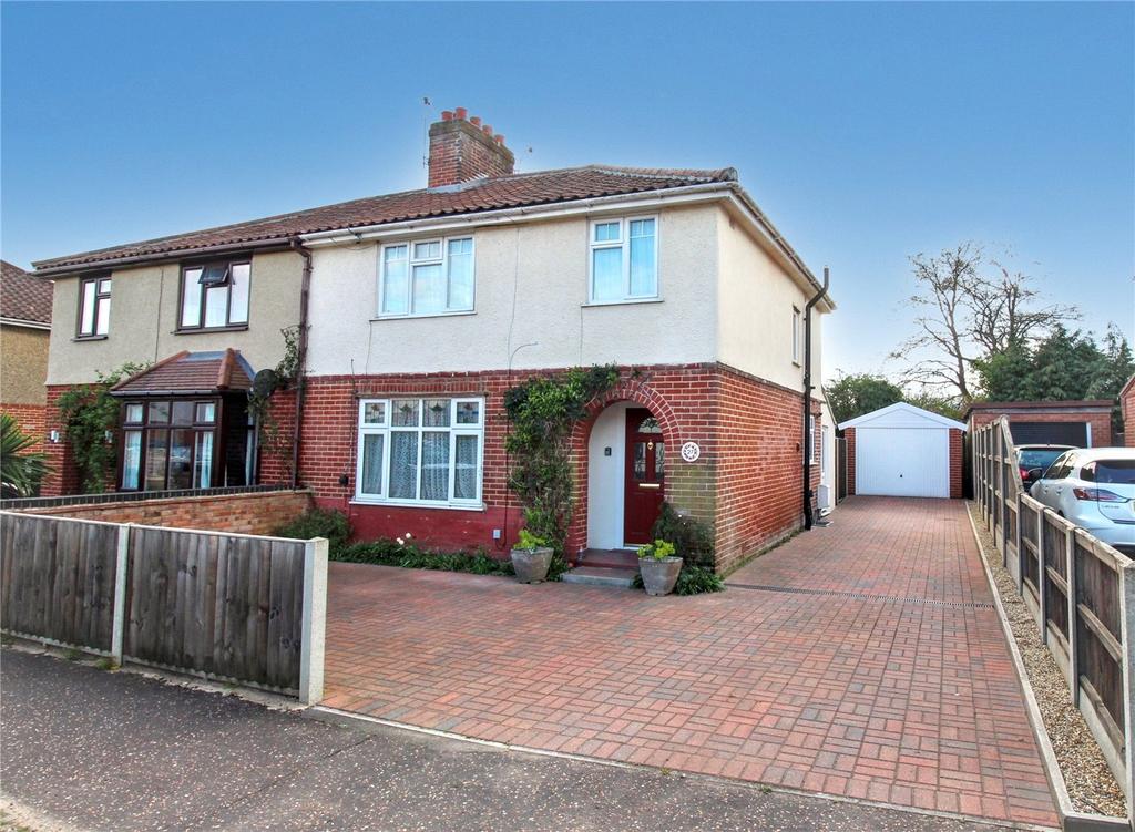 Overbury Road, Hellesdon, Norwich... 3 bed semi-detached house - £325,000