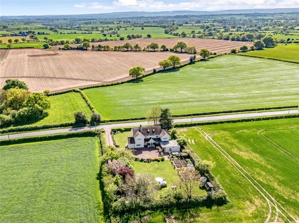 Abbots Bromley Road, Hoar Cross... 6 bed detached house - £1,150,000