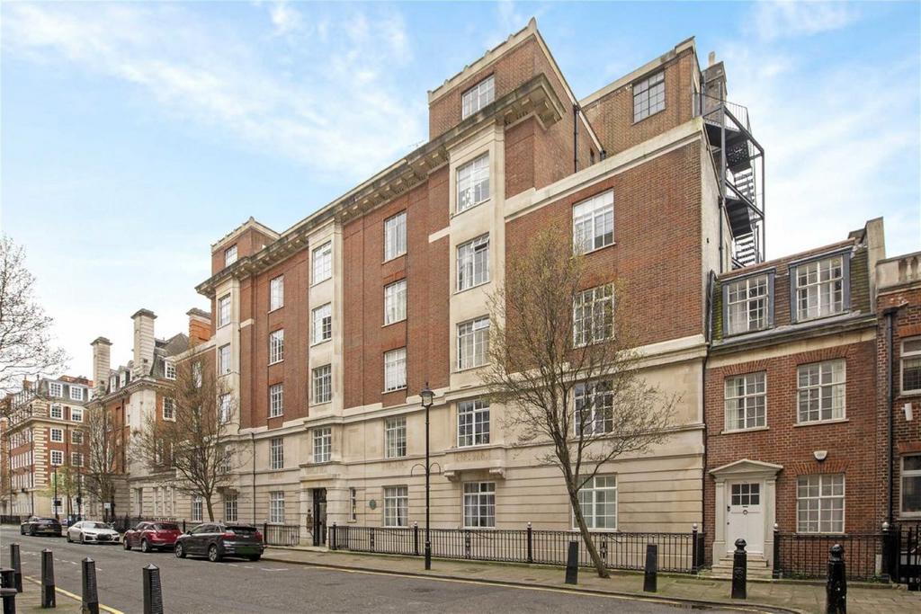 Hallam Street, London W1W Studio to rent - £2,496 pcm (£576 pw)
