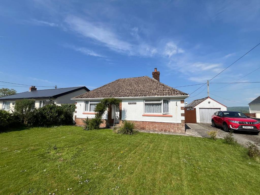 Llanfyrnach SA35 2 bed bungalow for sale - £140,000