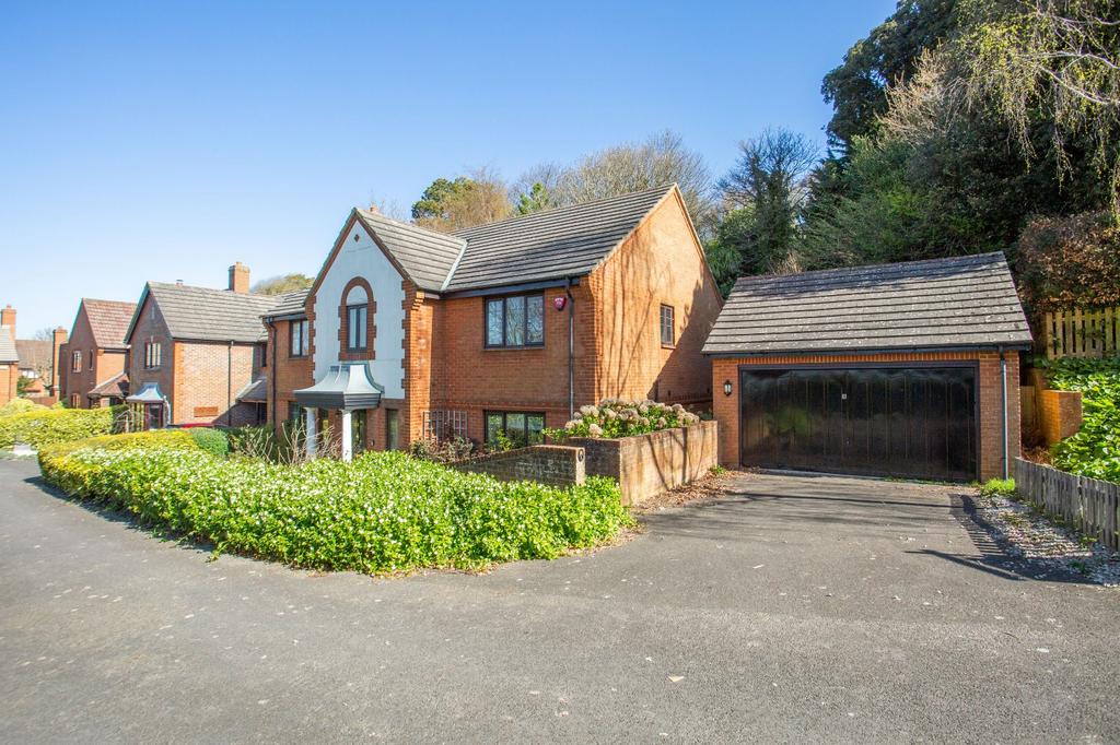 Heritage Gardens, Dover, CT16 4 bed detached house for sale - £600,000